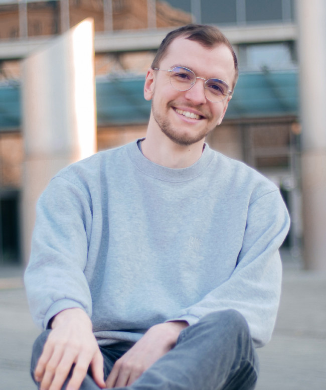 Synchronsprecher, Dialogregie und Dialogbuchautor | Tom Sielemann